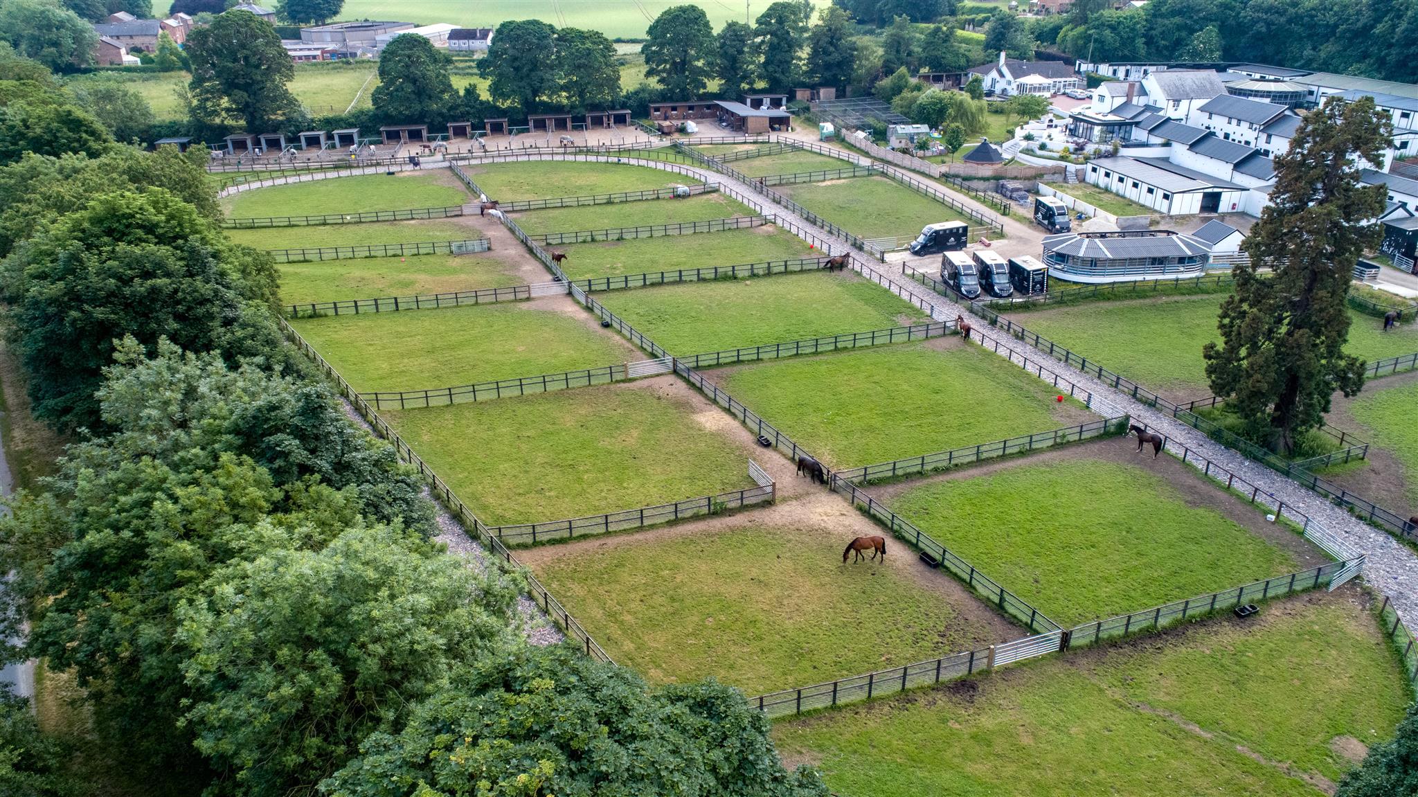 Contact-us - Brian Ellison Racing Club